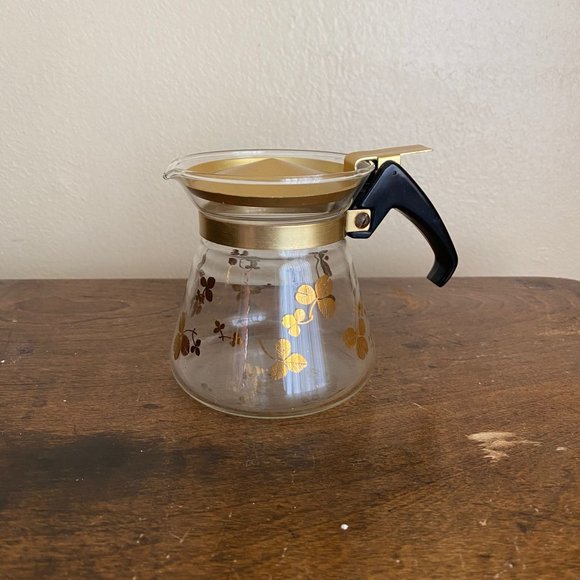 Pyrex | Kitchen | Vintage Pyrex Gold Clover Little Jug 3 Clear Glass ...